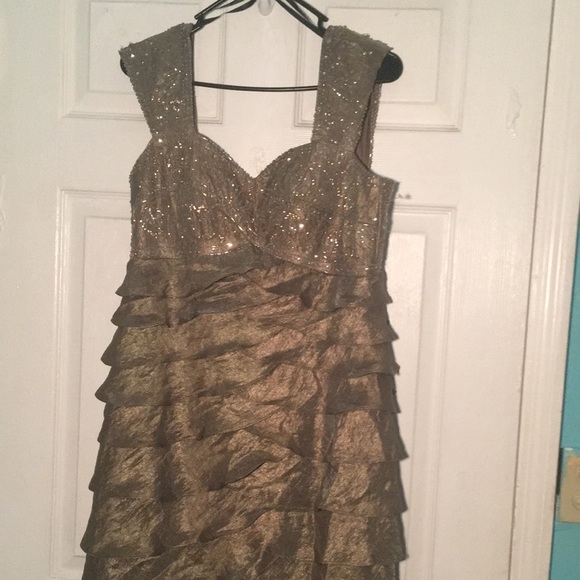 IGNITE Evenings by Carollin | Dresses | Ignite Evening Dress By ...